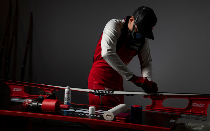 Ski and Snowboard Service | TCR Sport Lab